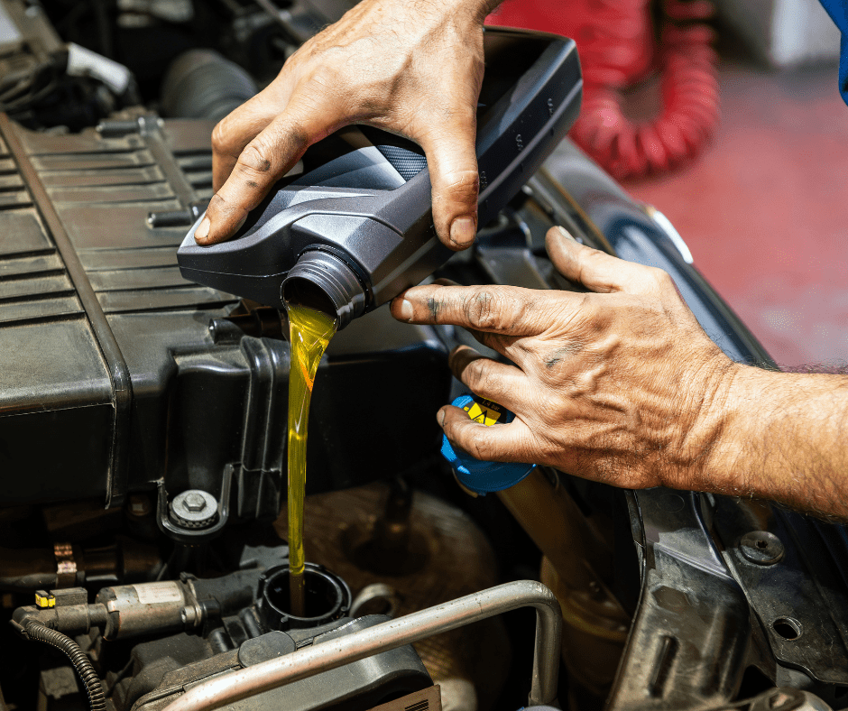 Aceite del motor: ¿cuándo cambiarlo y por qué es clave?